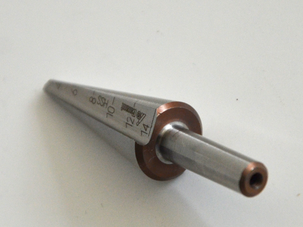 Produkt - Kegelbohrer für Wellplatten